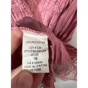 Penningtons | Tops | Y2k Mauve Pink Crinkle Satin Lace Trim Vneck ...